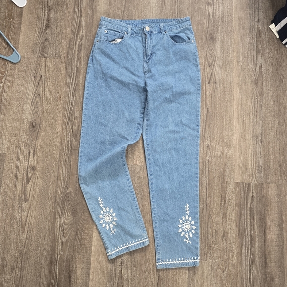 Bend Over | Jeans | Bend Over Embroidered Crop Jeans Size | Poshmark